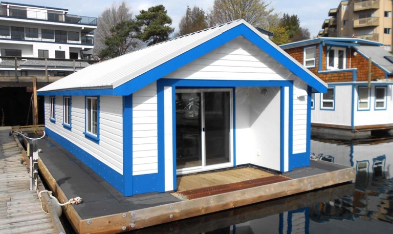 Floating Vacation Cottages - Westbay Marine Village